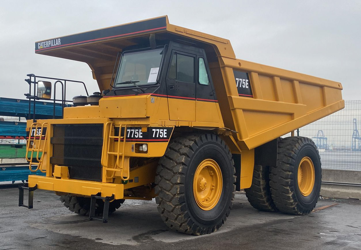 GP Global Automotive | Dumper Caterpillar 775E